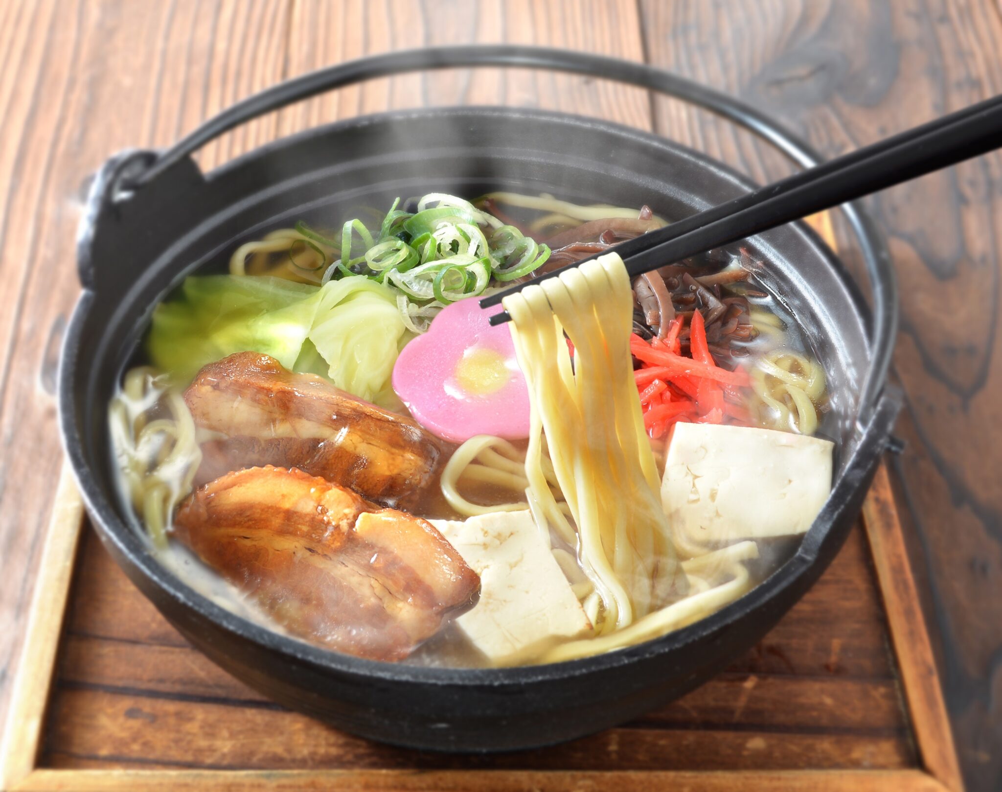 中里店 | めんちゃんこ亭｜創業昭和55年 博多発祥「鍋焼きラーメン」のお店｜鬼が島本舗